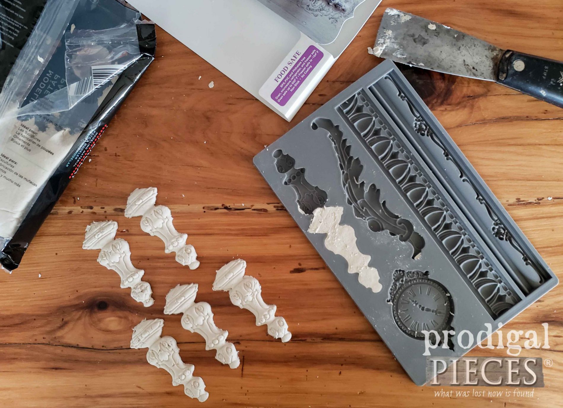 Vintage Piano Bench Makeover to Bedroom Bench - Prodigal Pieces