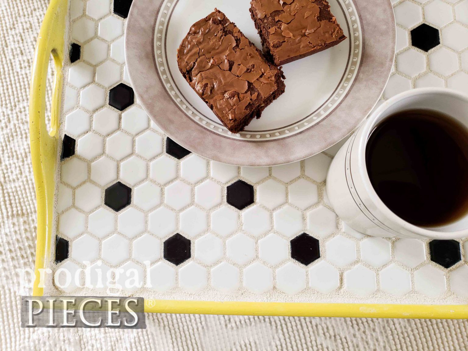 DIY Tiled Tray ~ A Thrifty Makeover - Prodigal Pieces