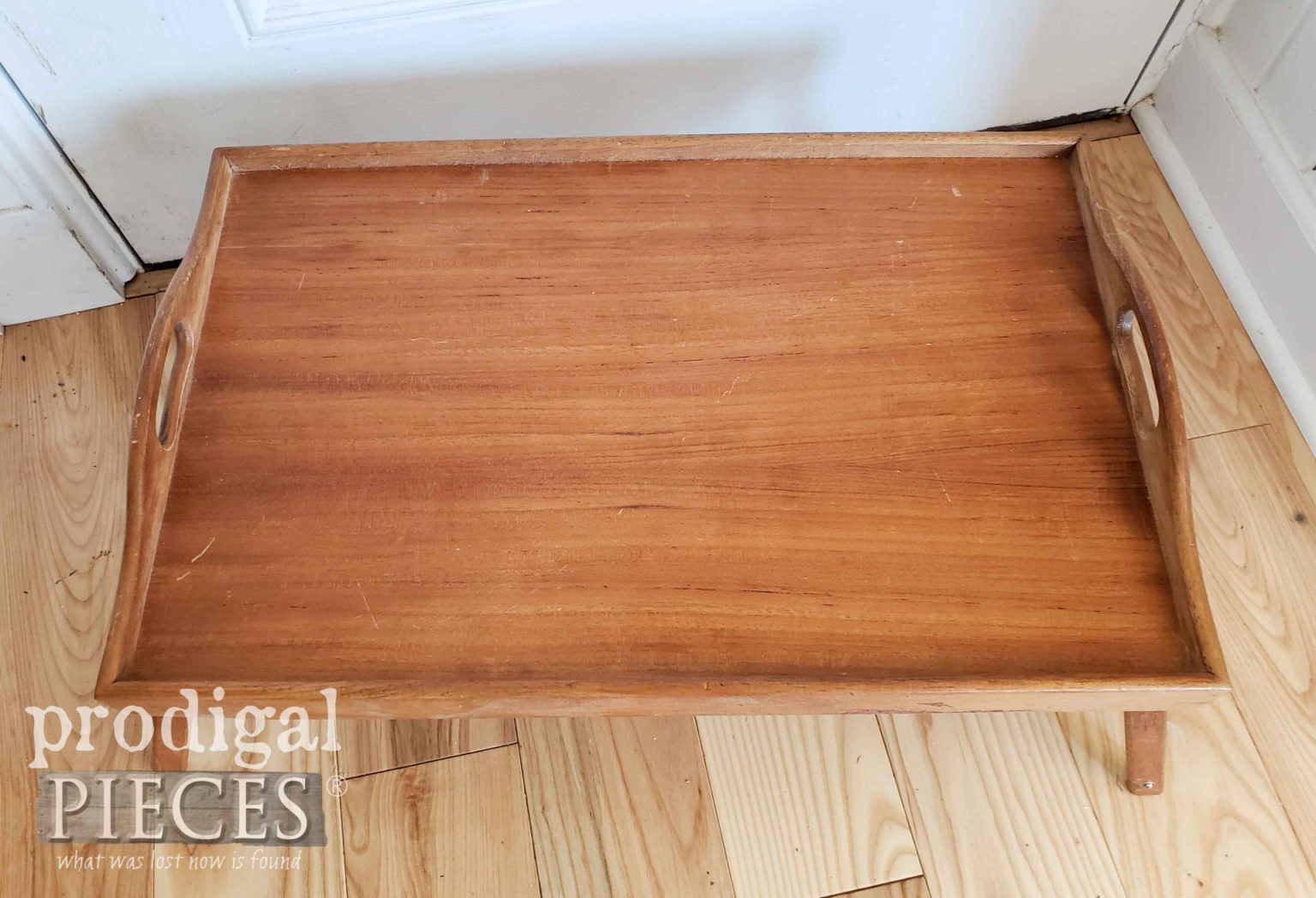DIY Tiled Tray ~ A Thrifty Makeover - Prodigal Pieces