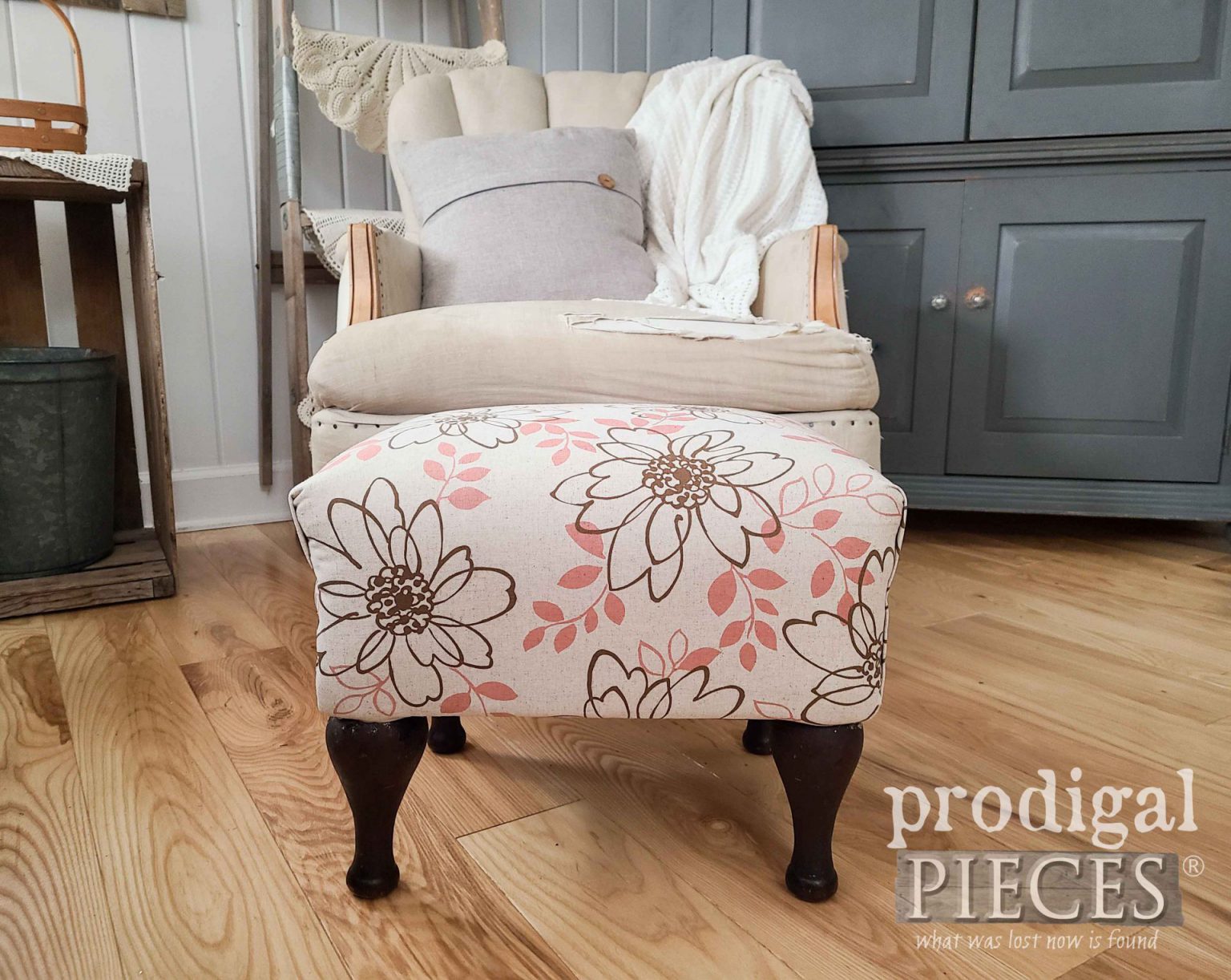 Vintage Vinyl Footstool Makeover - Prodigal Pieces