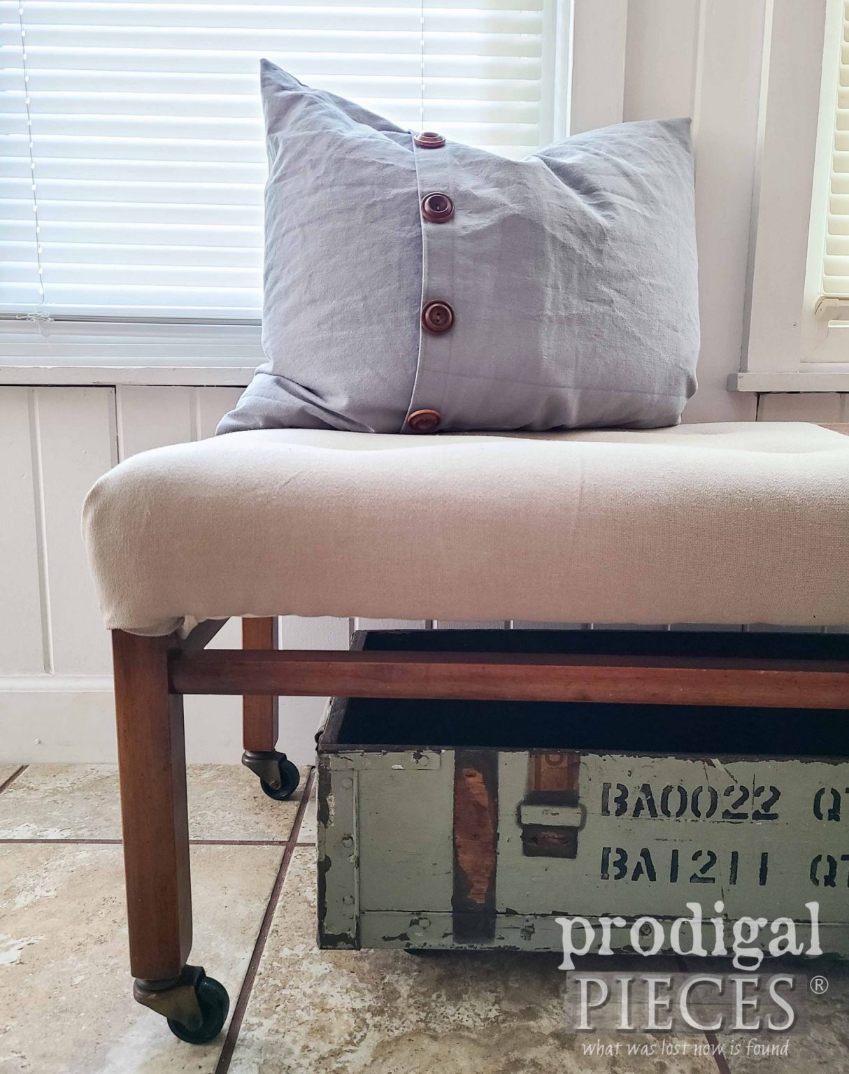 Vintage Tufted Bench Makeover - Prodigal Pieces