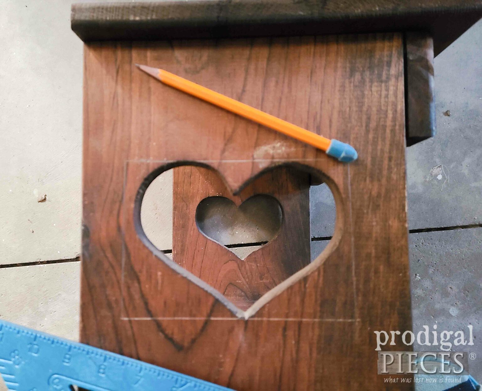 Vintage Bookshelf Heart Cut-Out Makeover - Prodigal Pieces