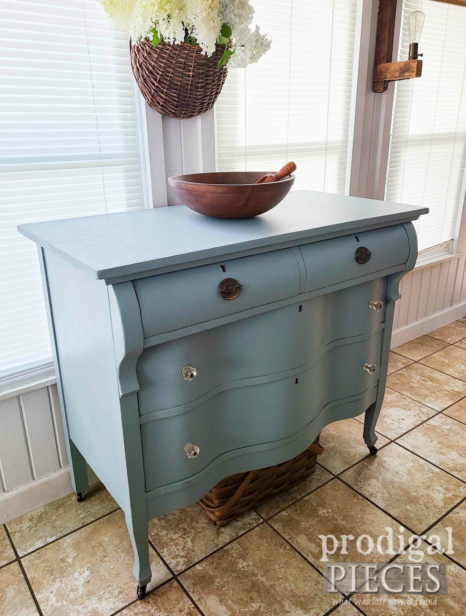 Damaged Dresser Makeover - Prodigal Pieces