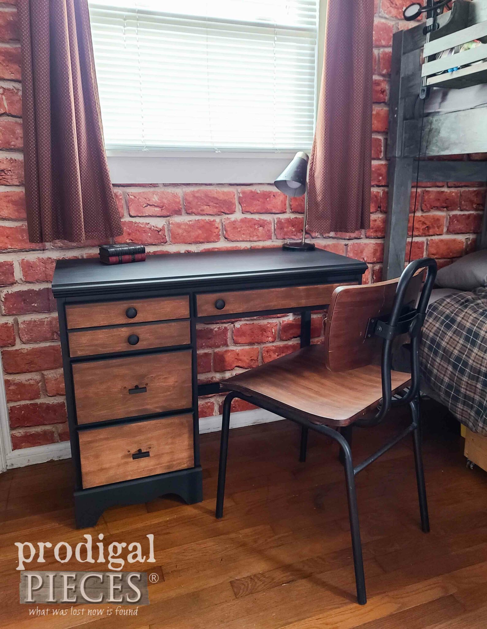 Thrifted Desk Makeover - Prodigal Pieces