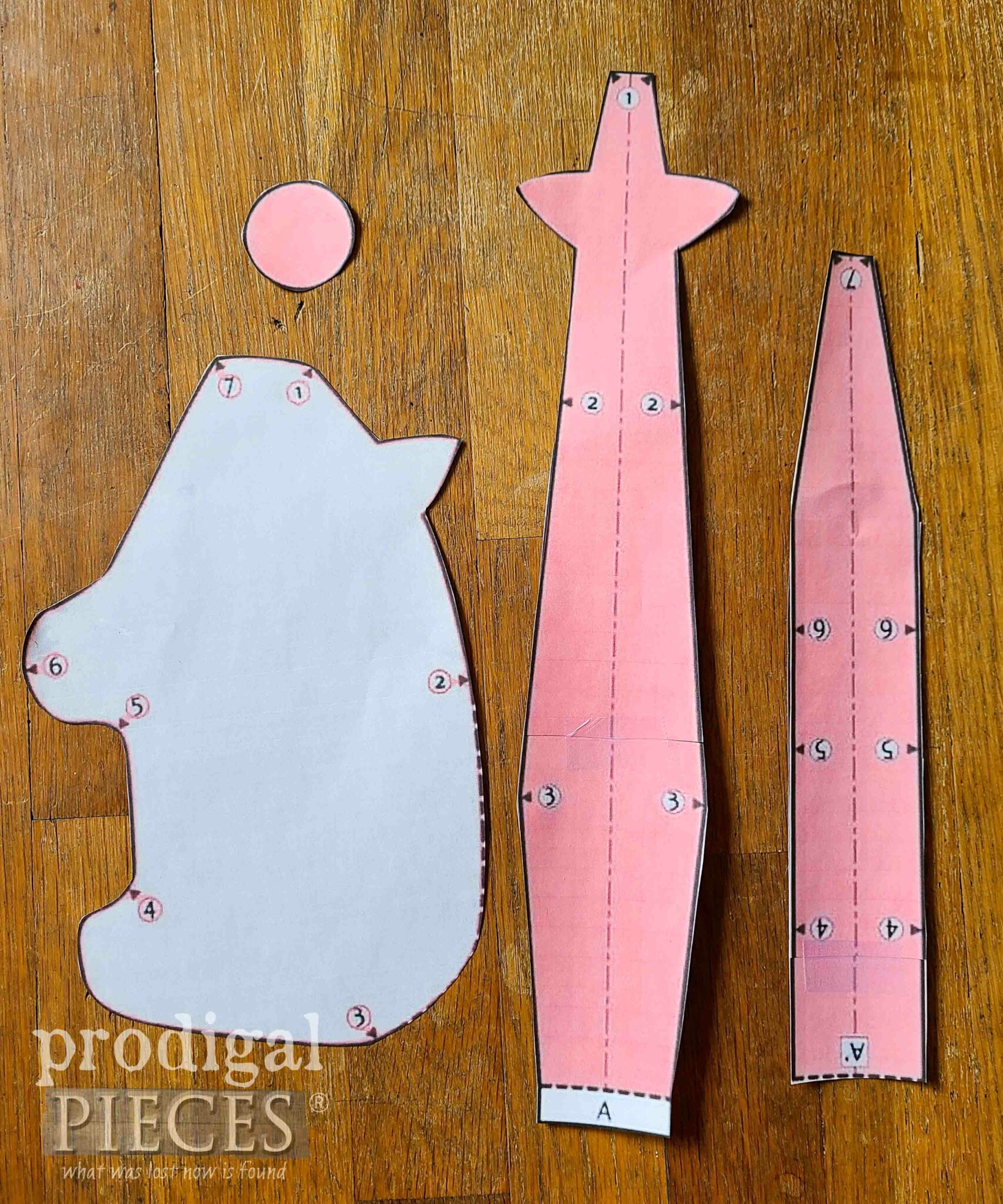 Farmhouse Patriotic Pig - Prodigal Pieces