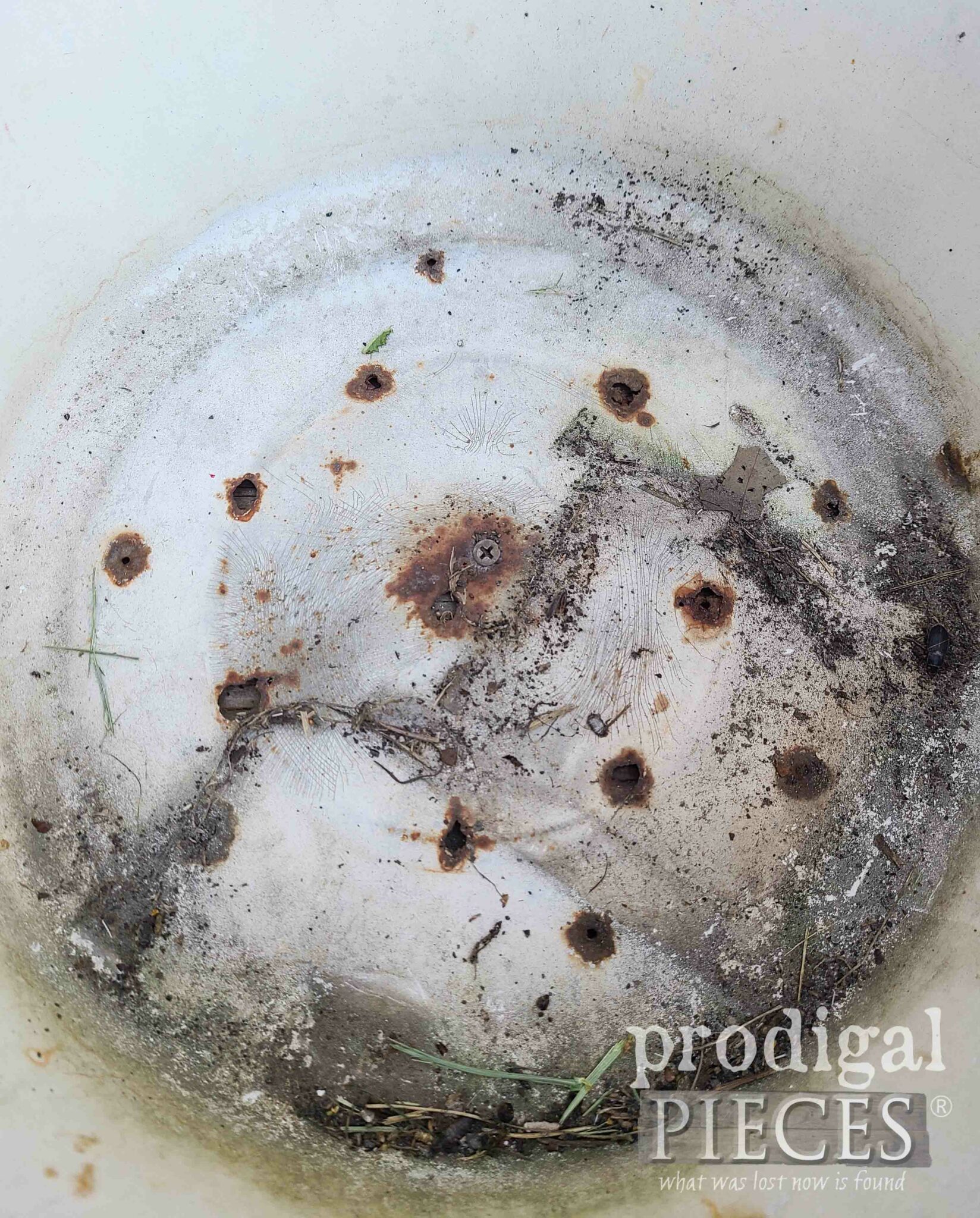 Repaired Enamel Wash Basin - Prodigal Pieces