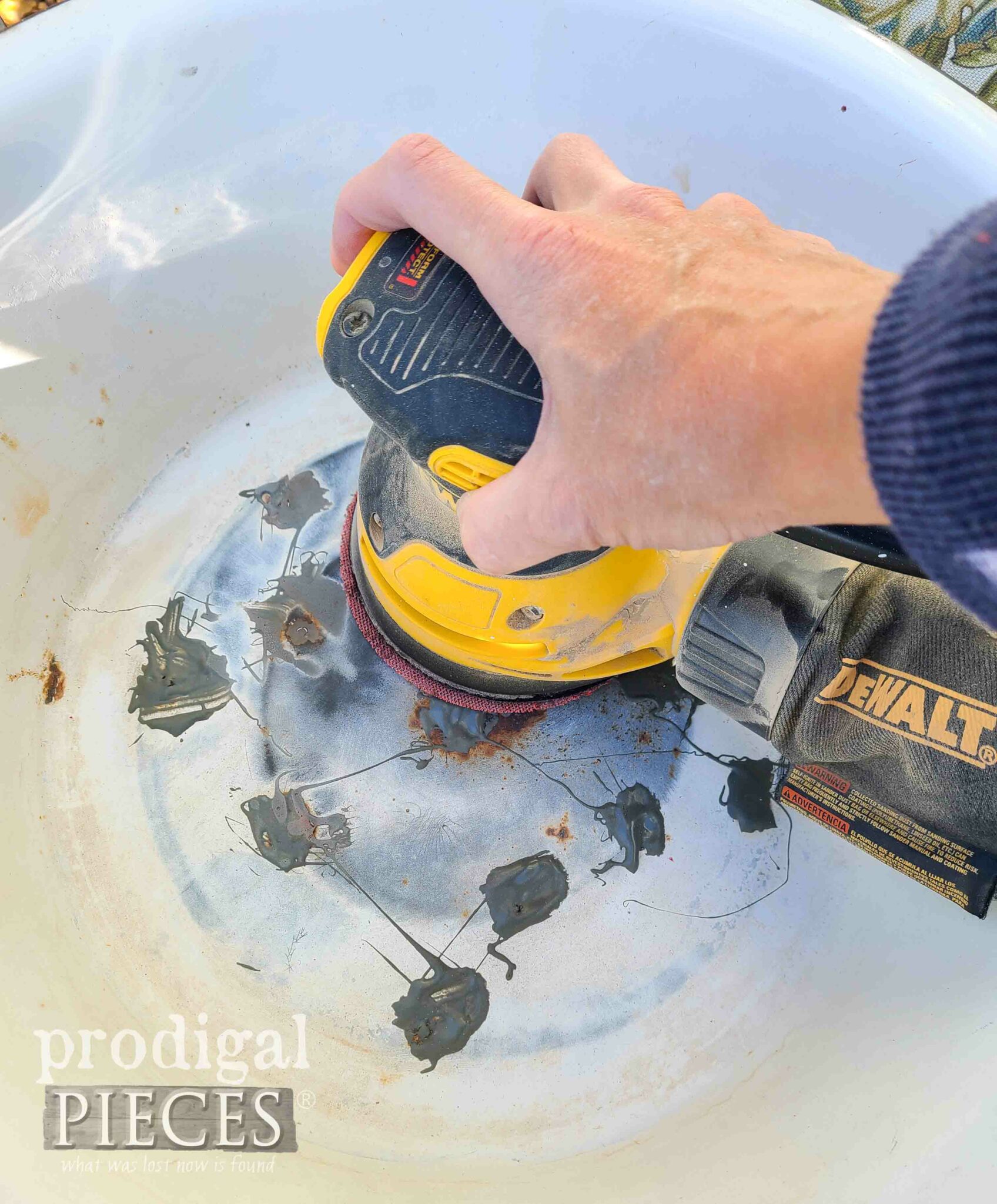 Repaired Enamel Wash Basin - Prodigal Pieces